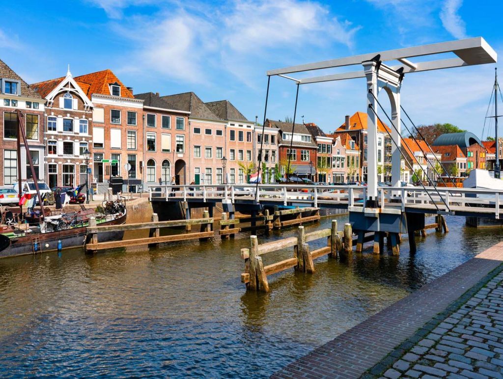 Zwolle: uw toeristische gids naar de geheimen van de stad ...